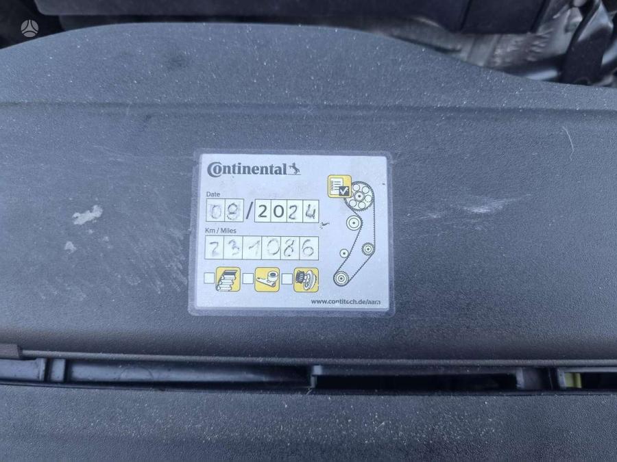 Zils Volkswagen Golf 2013 Šauļi, ar dzinēja tilpumu 1.97 L un nobraukumu 290 tūkst. km par 6600 €, foto 32 vietnē AUTOMOTO.COM.LV