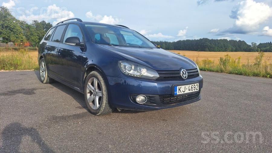 Blue Volkswagen Golf 2013 in Riga, with an engine capacity of 1.60 L and mileage of 354 thousand km for 3000 €, photo 10 on AUTOMOTO.COM.LV