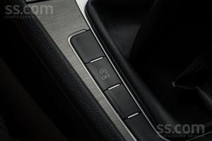 Zils Volkswagen Golf 2013 Jelgava, ar dzinēja tilpumu 1.60 L un nobraukumu 307 tūkst. km par 4300 €, foto 18 vietnē AUTOMOTO.COM.LV