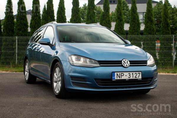 Volkswagen Golf 2013 in Jelgava on AUTOMOTO.COM.LV Blue Volkswagen Golf 2013 in Jelgava, with an engine capacity of 1.60 L and mileage of 307 thousand km for 4300 €, photo 1 on AUTOMOTO.COM.LV