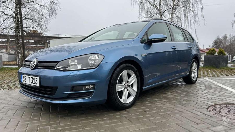 Blue Volkswagen Golf 2014 in Kaunas, with an engine capacity of 1.60 L and mileage of 274 thousand km for 6490 €, photo 4 on AUTOMOTO.COM.LV
