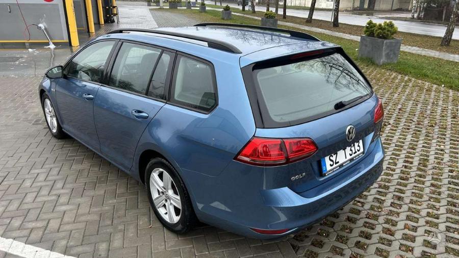Blue Volkswagen Golf 2014 in Kaunas, with an engine capacity of 1.60 L and mileage of 274 thousand km for 6490 €, photo 6 on AUTOMOTO.COM.LV