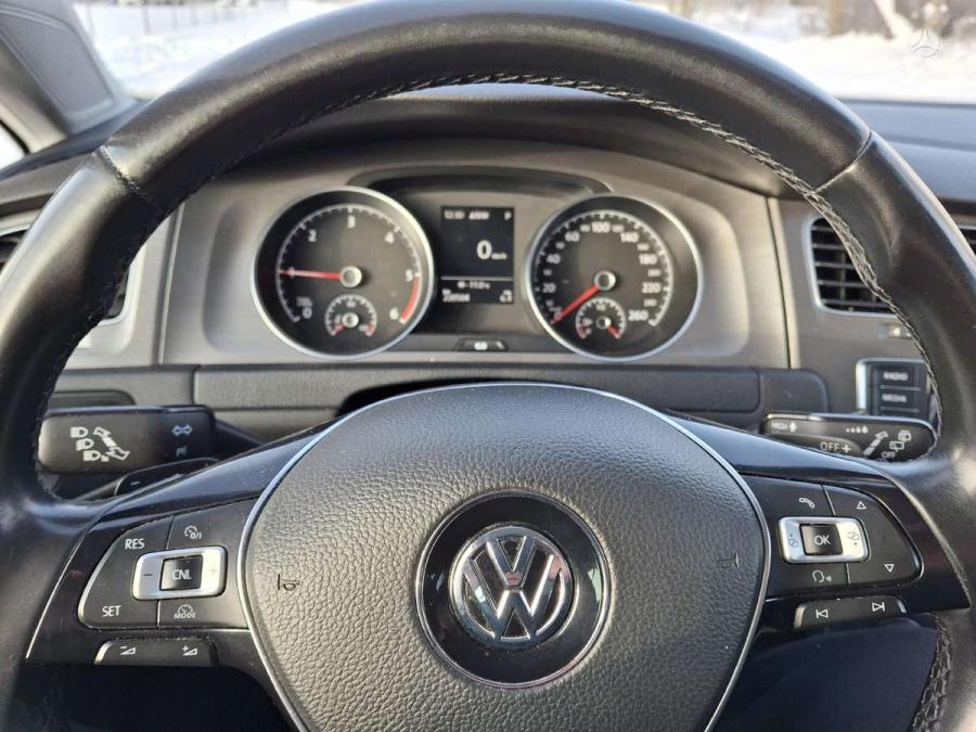 Zils Volkswagen Golf 2014 Kauņa, ar dzinēja tilpumu 1.60 L un nobraukumu 220 tūkst. km par 7090 €, foto 23 vietnē AUTOMOTO.COM.LV