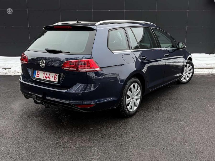 Blue Volkswagen Golf 2014 in Siauliai, with an engine capacity of 1.20 L and mileage of 170 thousand km for 8800 €, photo 7 on AUTOMOTO.COM.LV