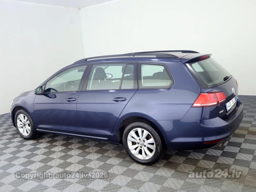 Zils Volkswagen Golf 2014 Tallina, ar dzinēja tilpumu 1.40 L un nobraukumu 227 tūkst. km par 3999 €, foto 4 vietnē AUTOMOTO.COM.LV