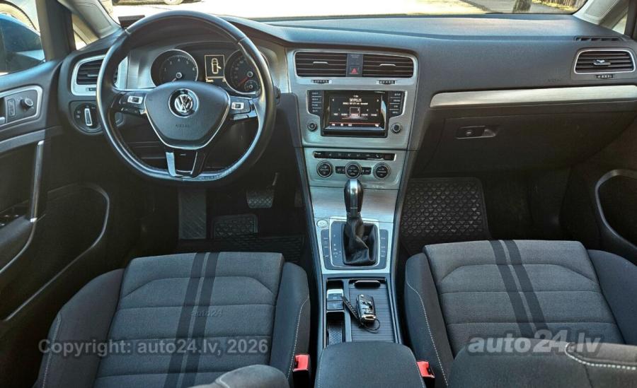 Zils Volkswagen Golf 2014 Tallina, ar dzinēja tilpumu 1.40 L un nobraukumu 230 tūkst. km par 6990 €, foto 16 vietnē AUTOMOTO.COM.LV