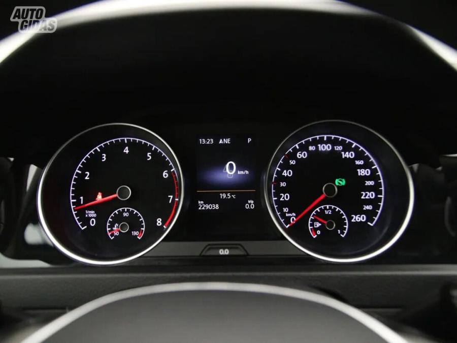 Zils Volkswagen Golf 2014 Viļņa, ar dzinēja tilpumu 1.40 L un nobraukumu 229 tūkst. km par 7599 €, foto 20 vietnē AUTOMOTO.COM.LV