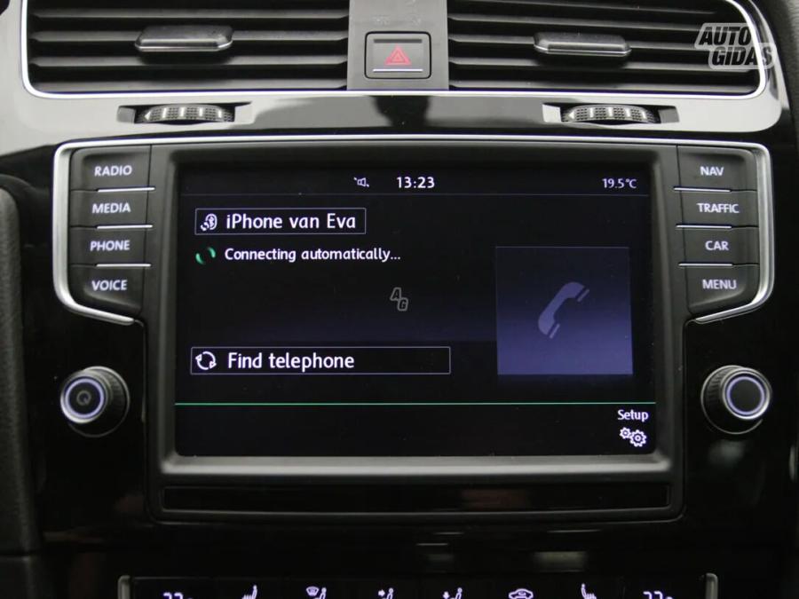 Zils Volkswagen Golf 2014 Viļņa, ar dzinēja tilpumu 1.40 L un nobraukumu 229 tūkst. km par 7599 €, foto 24 vietnē AUTOMOTO.COM.LV