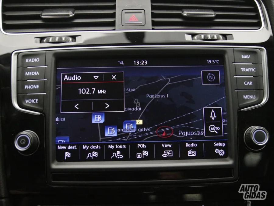 Zils Volkswagen Golf 2014 Viļņa, ar dzinēja tilpumu 1.40 L un nobraukumu 229 tūkst. km par 7599 €, foto 25 vietnē AUTOMOTO.COM.LV