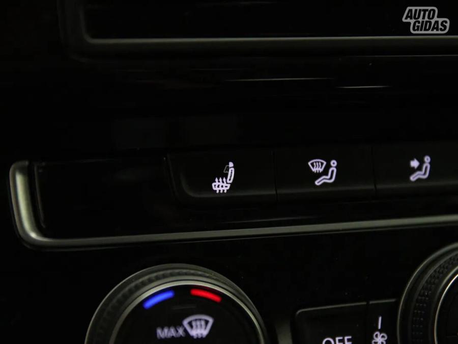 Zils Volkswagen Golf 2014 Viļņa, ar dzinēja tilpumu 1.40 L un nobraukumu 229 tūkst. km par 7599 €, foto 30 vietnē AUTOMOTO.COM.LV