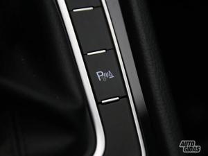 Zils Volkswagen Golf 2014 Viļņa, ar dzinēja tilpumu 1.40 L un nobraukumu 229 tūkst. km par 7599 €, foto 32 vietnē AUTOMOTO.COM.LV