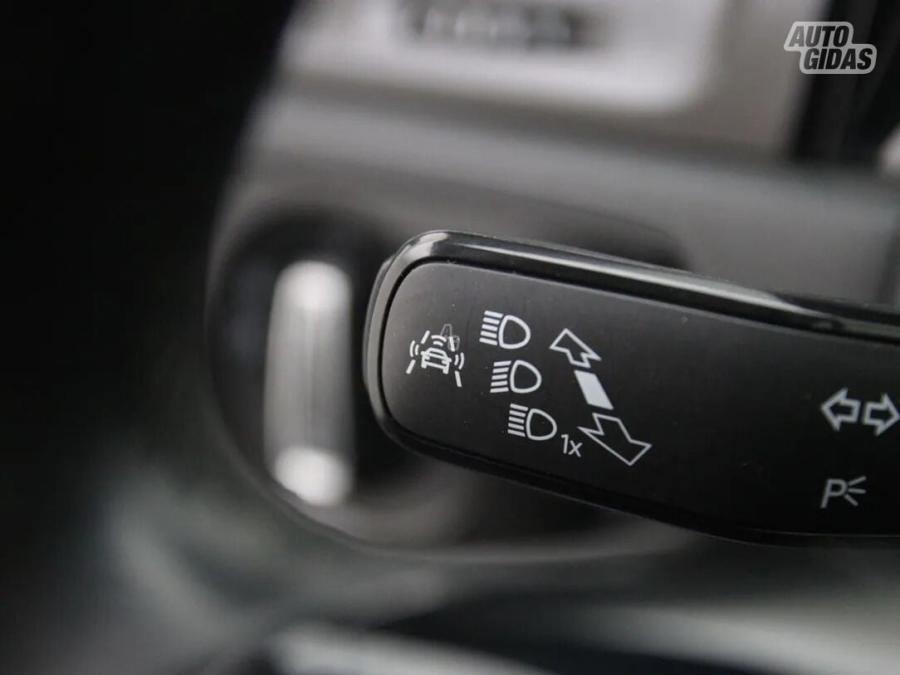 Zils Volkswagen Golf 2014 Viļņa, ar dzinēja tilpumu 1.40 L un nobraukumu 229 tūkst. km par 7599 €, foto 33 vietnē AUTOMOTO.COM.LV