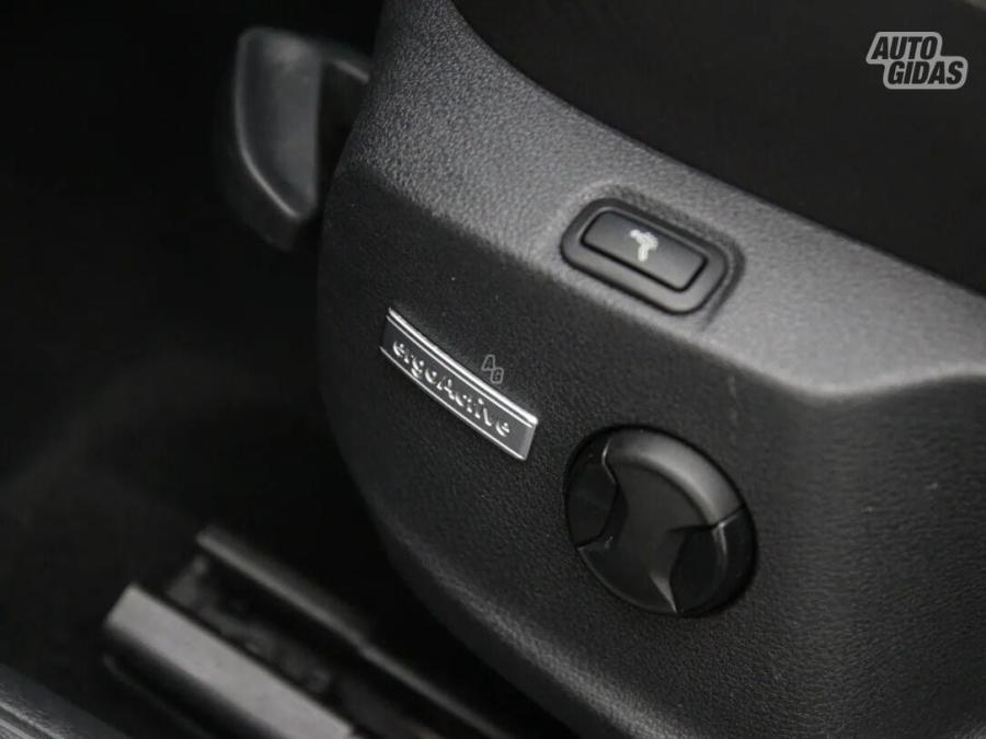 Zils Volkswagen Golf 2014 Viļņa, ar dzinēja tilpumu 1.40 L un nobraukumu 229 tūkst. km par 7599 €, foto 34 vietnē AUTOMOTO.COM.LV