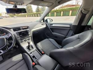 Zils Volkswagen Golf 2014 Rīga, ar dzinēja tilpumu 1.60 L un nobraukumu 250 tūkst. km par 5190 €, foto 23 vietnē AUTOMOTO.COM.LV