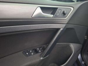 Zils Volkswagen Golf 2014 Šilutė, ar dzinēja tilpumu 1.60 L un nobraukumu 340 tūkst. km par 5000 €, foto 20 vietnē AUTOMOTO.COM.LV