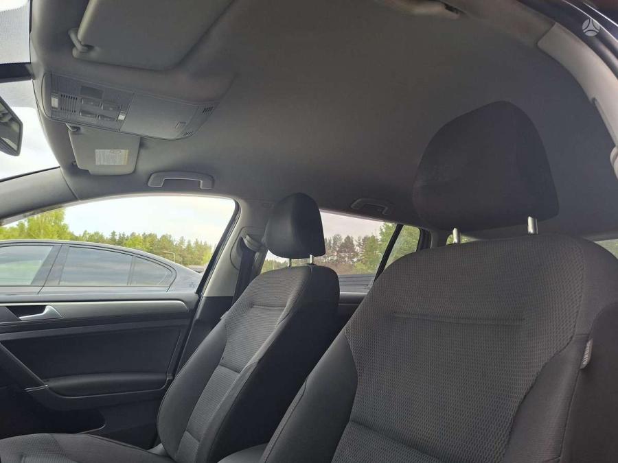 Zils Volkswagen Golf 2014 Šilutė, ar dzinēja tilpumu 1.60 L un nobraukumu 340 tūkst. km par 5000 €, foto 27 vietnē AUTOMOTO.COM.LV