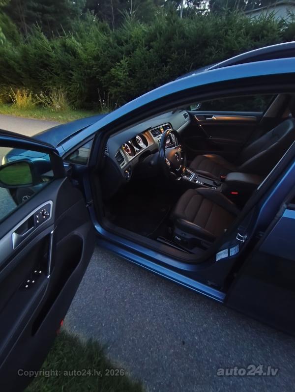 Blue Volkswagen Golf 2014 in Tallinn, with an engine capacity of 1.60 L and mileage of 331 thousand km for 5500 €, photo 9 on AUTOMOTO.COM.LV