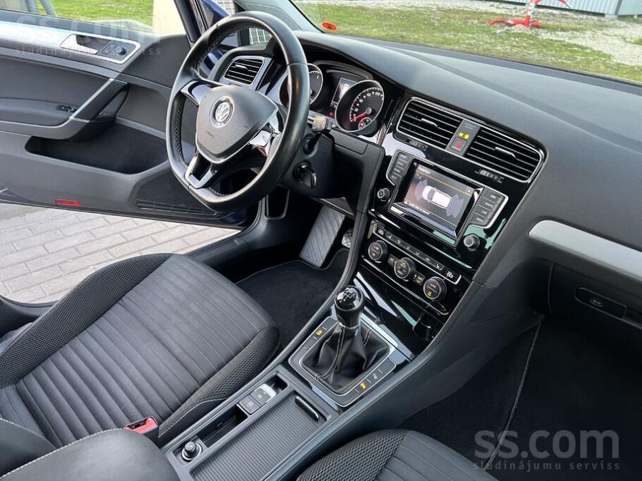 Zils Volkswagen Golf 2014 Rīga, ar dzinēja tilpumu 1.60 L un nobraukumu 252 tūkst. km par 5500 €, foto 9 vietnē AUTOMOTO.COM.LV