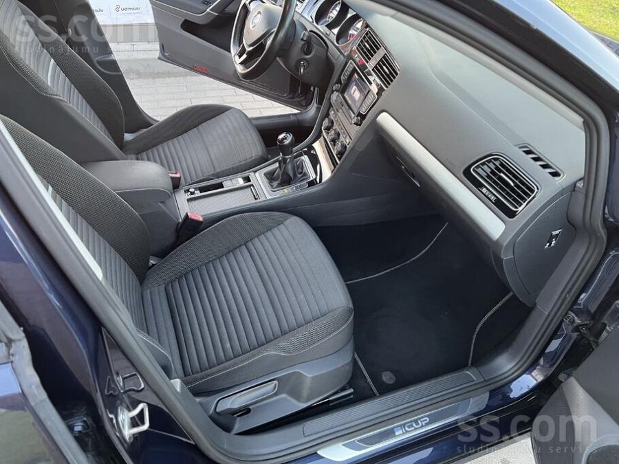 Zils Volkswagen Golf 2014 Rīga, ar dzinēja tilpumu 1.60 L un nobraukumu 252 tūkst. km par 5500 €, foto 10 vietnē AUTOMOTO.COM.LV