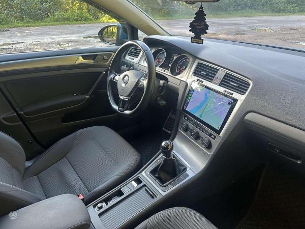 Zils Volkswagen Golf 2014 Kauņa, ar dzinēja tilpumu 1.40 L un nobraukumu 219 tūkst. km par 5000 €, foto 6 vietnē AUTOMOTO.COM.LV