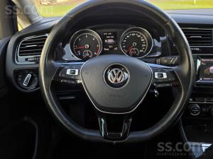 Blue Volkswagen Golf 2014 in Tukums, with an engine capacity of 2.00 L and mileage of 250 thousand km for 8500 €, photo 13 on AUTOMOTO.COM.LV