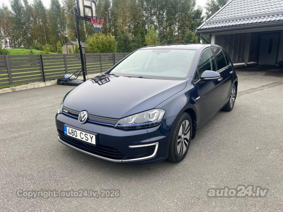 Zils Volkswagen Golf 2015 Tallina, ar dzinēja tilpumu 0.00 L un nobraukumu 153 tūkst. km par 9000 €, foto 1 vietnē AUTOMOTO.COM.LV