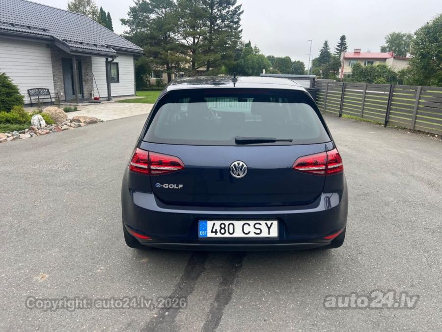 Zils Volkswagen Golf 2015 Tallina, ar dzinēja tilpumu 0.00 L un nobraukumu 153 tūkst. km par 9000 €, foto 6 vietnē AUTOMOTO.COM.LV