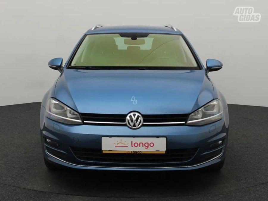 Blue Volkswagen Golf 2015 in Vilnius, with an engine capacity of 2.00 L and mileage of 249 thousand km for 7999 €, photo 4 on AUTOMOTO.COM.LV