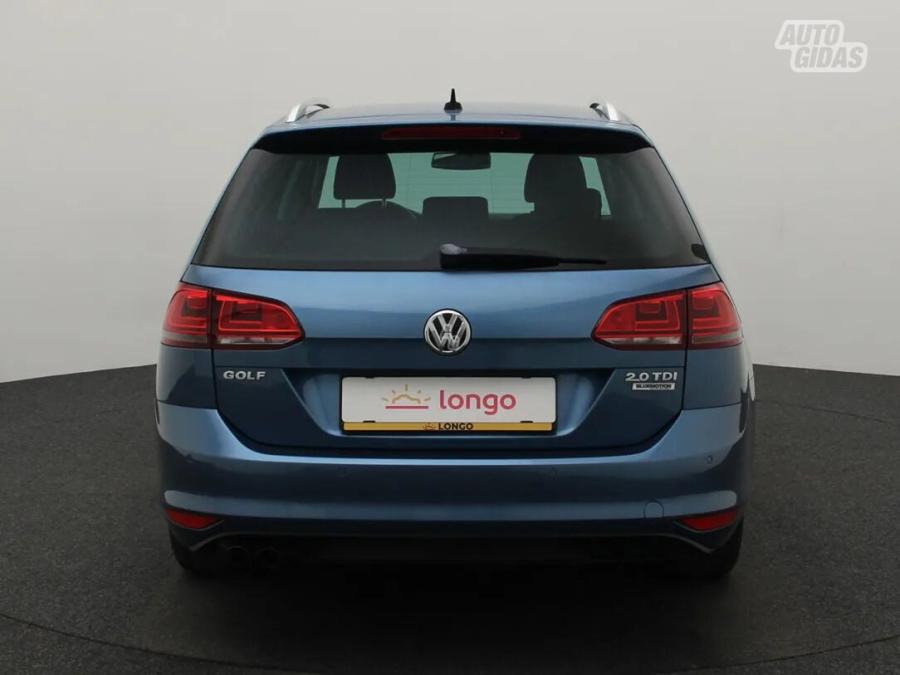 Blue Volkswagen Golf 2015 in Vilnius, with an engine capacity of 2.00 L and mileage of 249 thousand km for 7999 €, photo 6 on AUTOMOTO.COM.LV