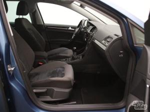 Blue Volkswagen Golf 2015 in Vilnius, with an engine capacity of 2.00 L and mileage of 249 thousand km for 7999 €, photo 15 on AUTOMOTO.COM.LV