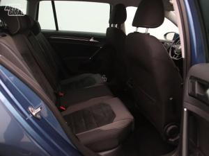 Blue Volkswagen Golf 2015 in Vilnius, with an engine capacity of 2.00 L and mileage of 249 thousand km for 7999 €, photo 16 on AUTOMOTO.COM.LV
