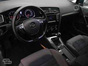 Blue Volkswagen Golf 2015 in Vilnius, with an engine capacity of 2.00 L and mileage of 249 thousand km for 7999 €, photo 17 on AUTOMOTO.COM.LV