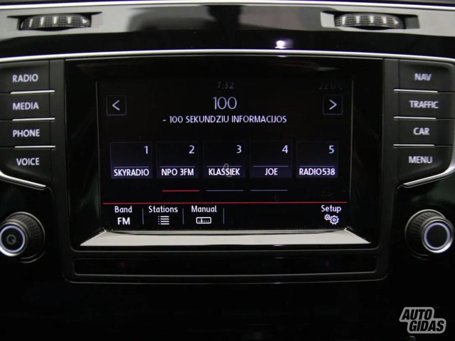 Blue Volkswagen Golf 2015 in Vilnius, with an engine capacity of 2.00 L and mileage of 249 thousand km for 7999 €, photo 23 on AUTOMOTO.COM.LV