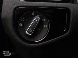 Blue Volkswagen Golf 2015 in Vilnius, with an engine capacity of 2.00 L and mileage of 249 thousand km for 7999 €, photo 28 on AUTOMOTO.COM.LV