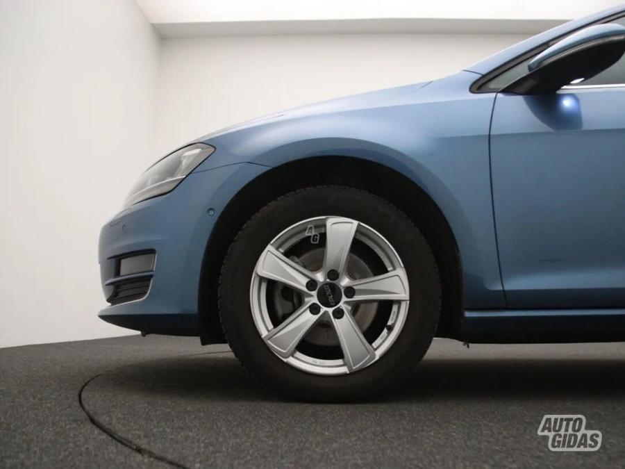 Blue Volkswagen Golf 2015 in Vilnius, with an engine capacity of 2.00 L and mileage of 249 thousand km for 7999 €, photo 29 on AUTOMOTO.COM.LV