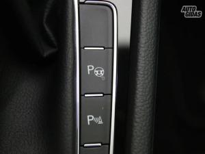 Blue Volkswagen Golf 2015 in Vilnius, with an engine capacity of 2.00 L and mileage of 249 thousand km for 7999 €, photo 30 on AUTOMOTO.COM.LV