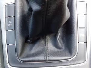 Zils Volkswagen Golf 2015 Rīga, ar dzinēja tilpumu 1.60 L un nobraukumu 349 tūkst. km par 3200 €, foto 7 vietnē AUTOMOTO.COM.LV