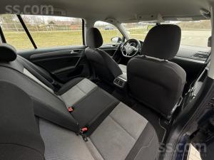 Zils Volkswagen Golf 2015 Rēzekne, ar dzinēja tilpumu 1.60 L un nobraukumu 221 tūkst. km par 5990 €, foto 14 vietnē AUTOMOTO.COM.LV