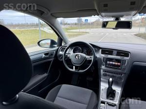 Zils Volkswagen Golf 2015 Rēzekne, ar dzinēja tilpumu 1.60 L un nobraukumu 221 tūkst. km par 5990 €, foto 16 vietnē AUTOMOTO.COM.LV
