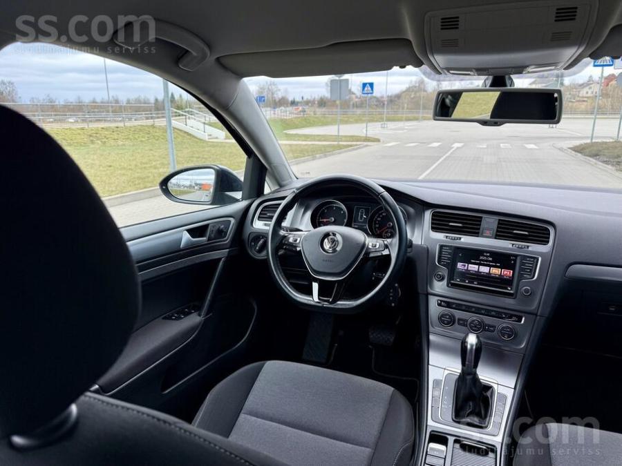 Zils Volkswagen Golf 2015 Rēzekne, ar dzinēja tilpumu 1.60 L un nobraukumu 221 tūkst. km par 5990 €, foto 16 vietnē AUTOMOTO.COM.LV