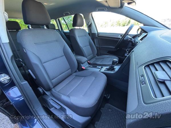 Blue Volkswagen Golf 2015 in Paide, with an engine capacity of 1.40 L and mileage of 234 thousand km for 6390 €, photo 9 on AUTOMOTO.COM.LV