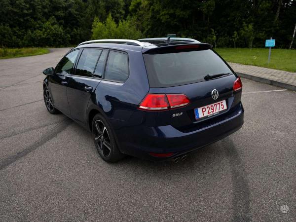 Zils Volkswagen Golf 2015 Ignalina, ar dzinēja tilpumu 1.97 L un nobraukumu 212 tūkst. km par 7650 €, foto 4 vietnē AUTOMOTO.COM.LV