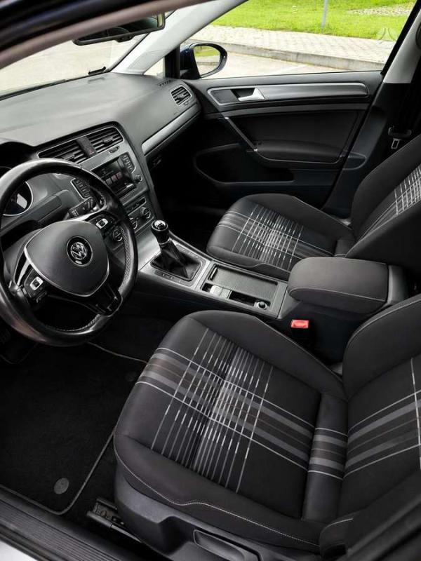 Zils Volkswagen Golf 2015 Ignalina, ar dzinēja tilpumu 1.97 L un nobraukumu 212 tūkst. km par 7650 €, foto 7 vietnē AUTOMOTO.COM.LV