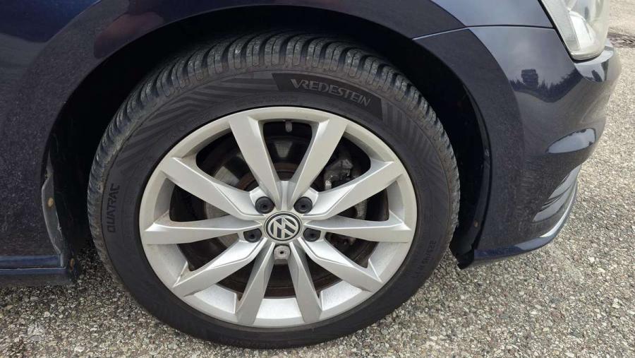 Zils Volkswagen Golf 2015 Marijampole, ar dzinēja tilpumu 1.60 L un nobraukumu 299 tūkst. km par 6450 €, foto 8 vietnē AUTOMOTO.COM.LV