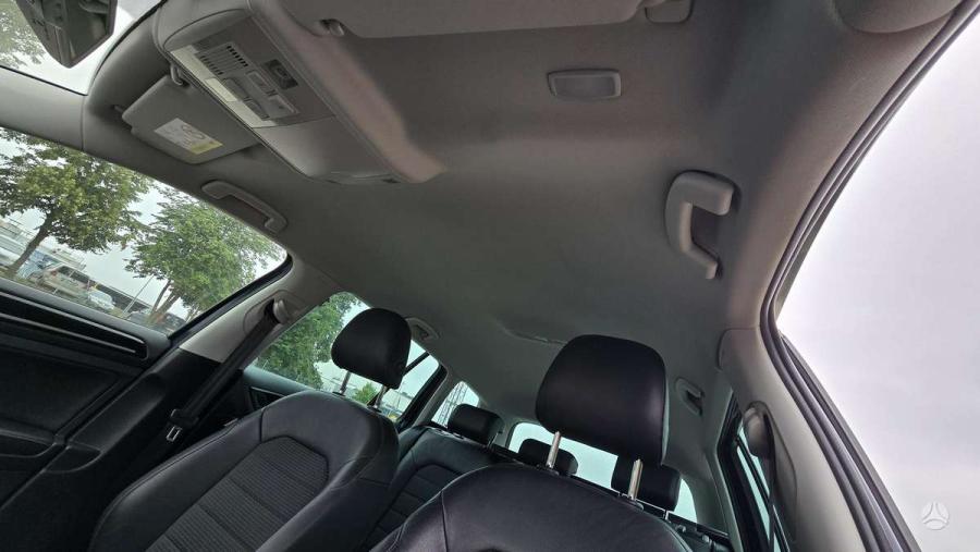Zils Volkswagen Golf 2015 Marijampole, ar dzinēja tilpumu 1.60 L un nobraukumu 299 tūkst. km par 6450 €, foto 12 vietnē AUTOMOTO.COM.LV