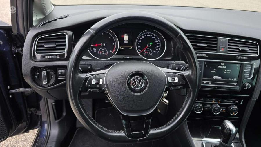 Zils Volkswagen Golf 2015 Marijampole, ar dzinēja tilpumu 1.60 L un nobraukumu 299 tūkst. km par 6450 €, foto 13 vietnē AUTOMOTO.COM.LV