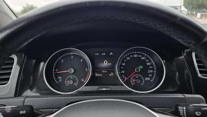 Zils Volkswagen Golf 2015 Marijampole, ar dzinēja tilpumu 1.60 L un nobraukumu 299 tūkst. km par 6450 €, foto 14 vietnē AUTOMOTO.COM.LV