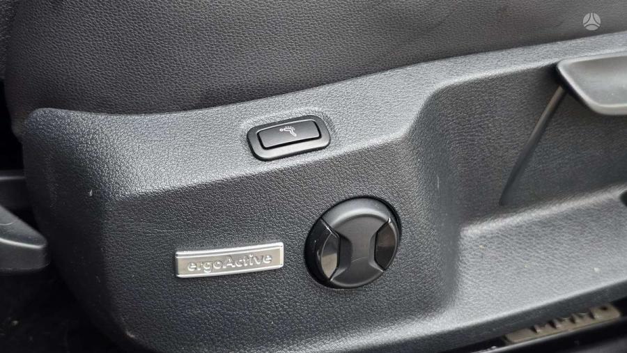 Zils Volkswagen Golf 2015 Marijampole, ar dzinēja tilpumu 1.60 L un nobraukumu 299 tūkst. km par 6450 €, foto 16 vietnē AUTOMOTO.COM.LV