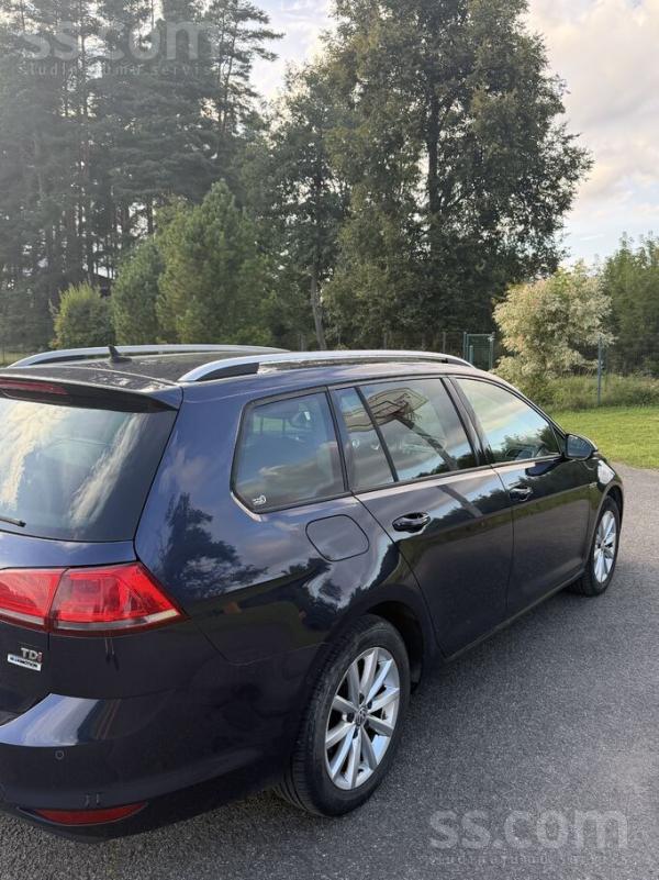 Blue Volkswagen Golf 2015 in Riga, with an engine capacity of 1.60 L and mileage of 290 thousand km for 5500 €, photo 3 on AUTOMOTO.COM.LV