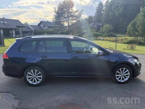 Blue Volkswagen Golf 2015 in Riga, with an engine capacity of 1.60 L and mileage of 290 thousand km for 5500 €, photo 6 on AUTOMOTO.COM.LV
